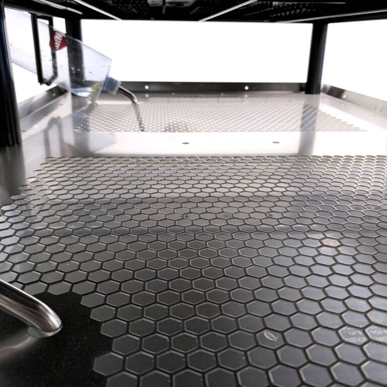 V-70 Tub Rodent Breeding Rack - 6 Levels, 6 Tubs - Vision Products